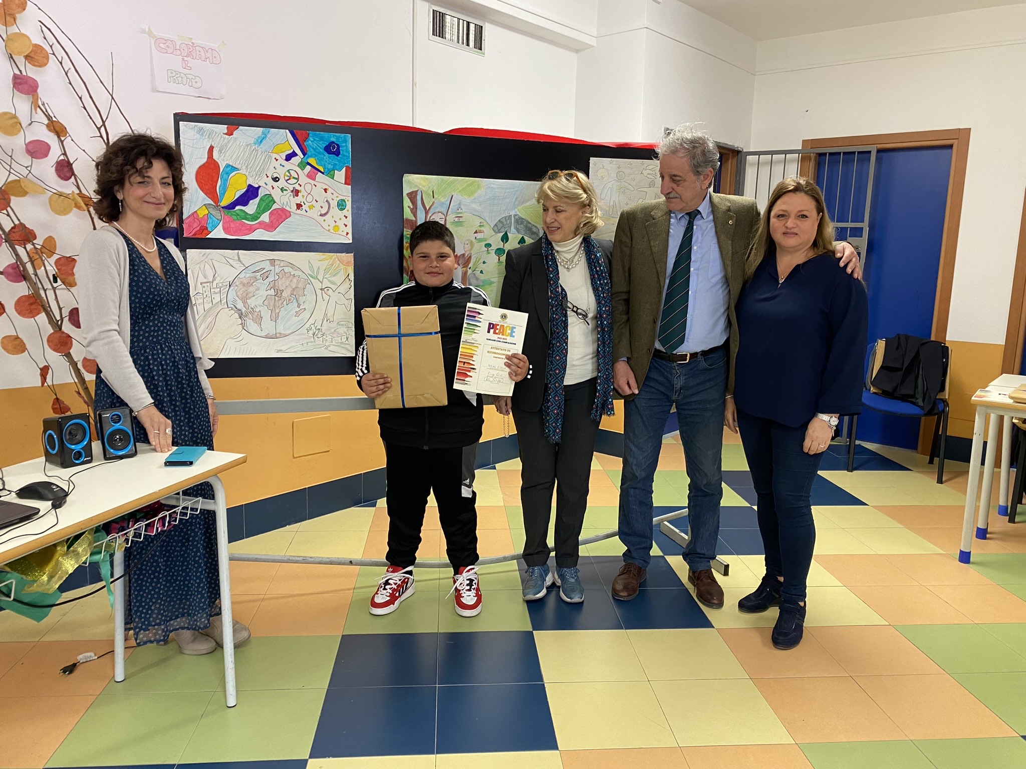 A Palermo premiati i "Poster per la pace" Lions 2023 - Distretto Lions ...