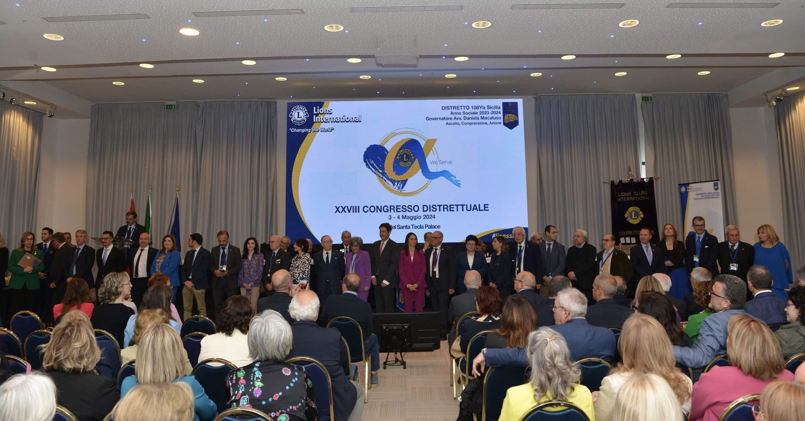 Al congresso distrettuale di Acireale, l'ingresso dei nuovi soci Lions ...