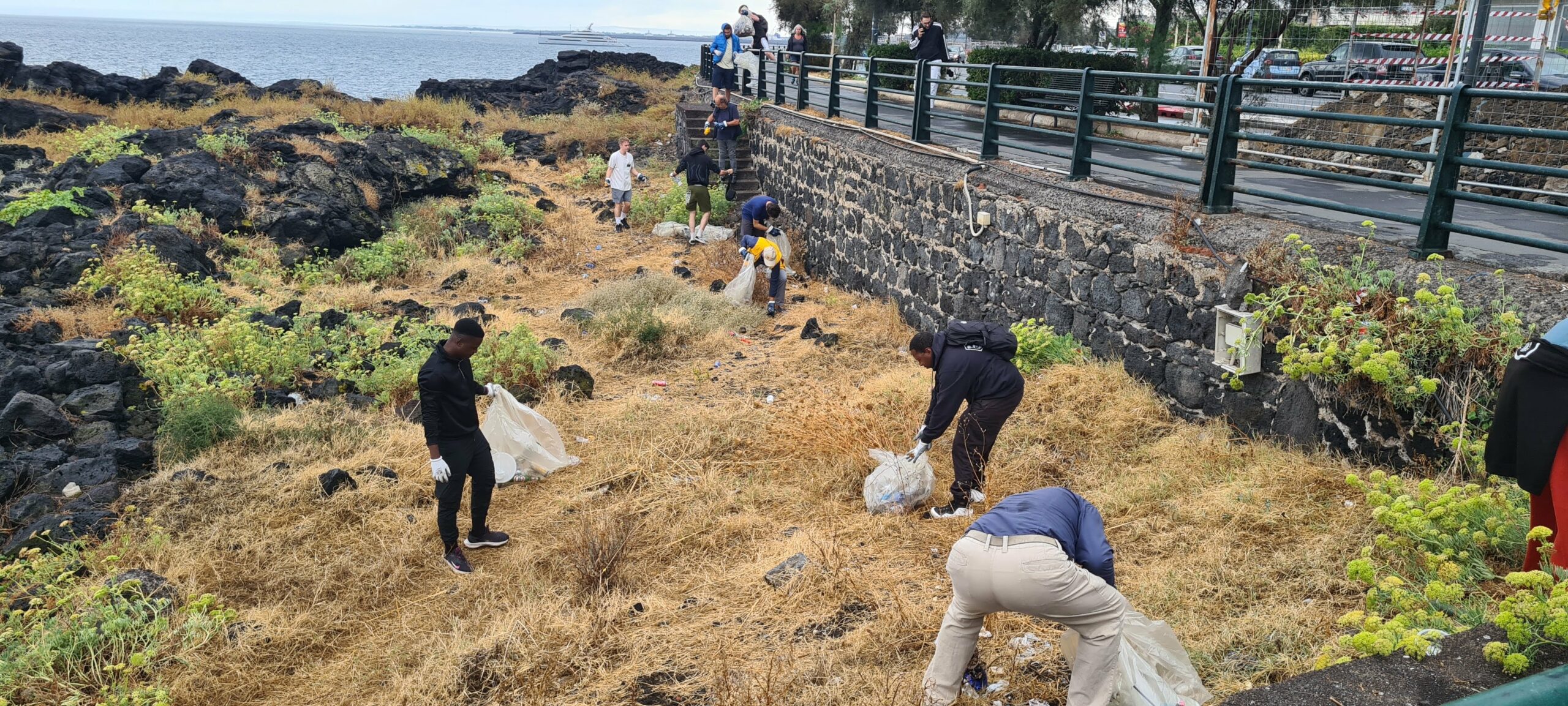 Giornata Ecologica a Catania con i Lions e i Volontari della Marina USA ...