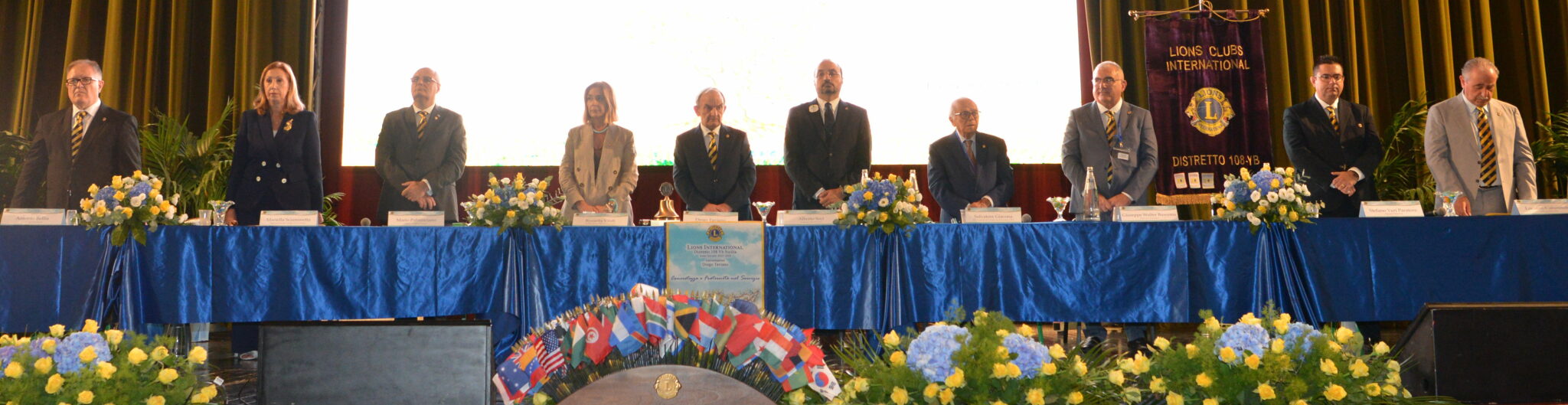 Service "Aggiungi un posto a tavola", anche da parte del Lions club ...